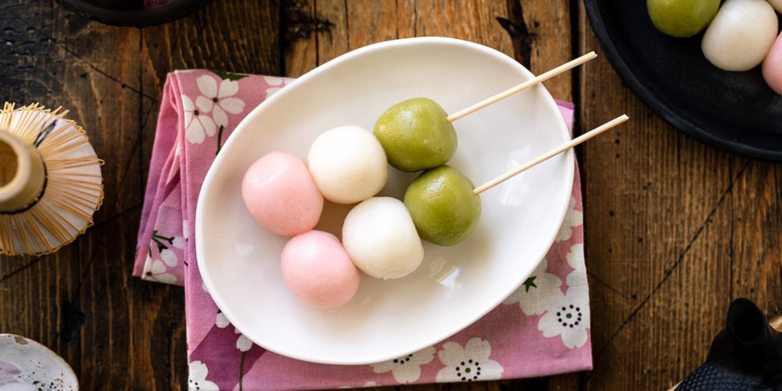 Mitarashi Dango – Traditional Japanese Sweet Skewers