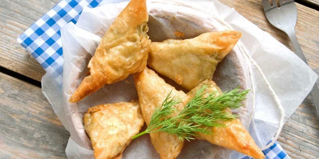 Greek Tiropitakia – Crispy Cheese-Filled Phyllo Triangles