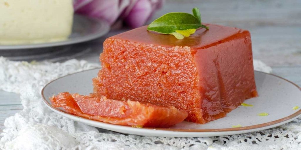 Quince Paste (Membrillo) – Sweet Spanish Fruit Jelly