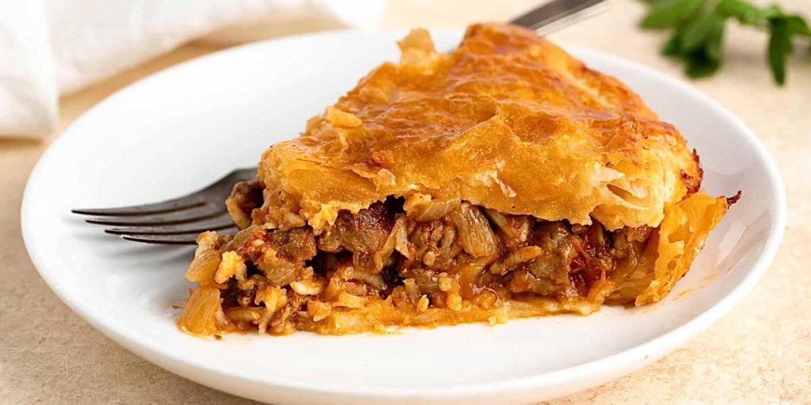 Greek Filo Meat Pie (Kreatopita) – Savory Phyllo Delight